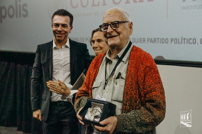 James Ivory recibió el Ojo de Plata durante la proyección de LO QUE ...