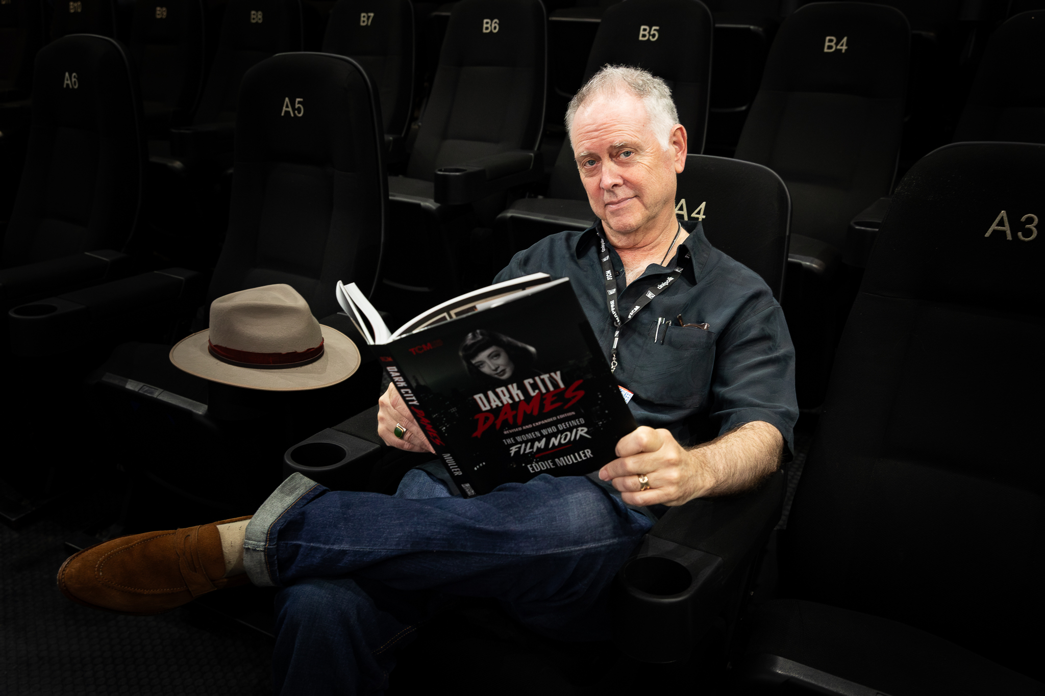 The Noir Fantasy in John H. Auer's THE CITY THAT NEVER SLEEPS | Morelia ...