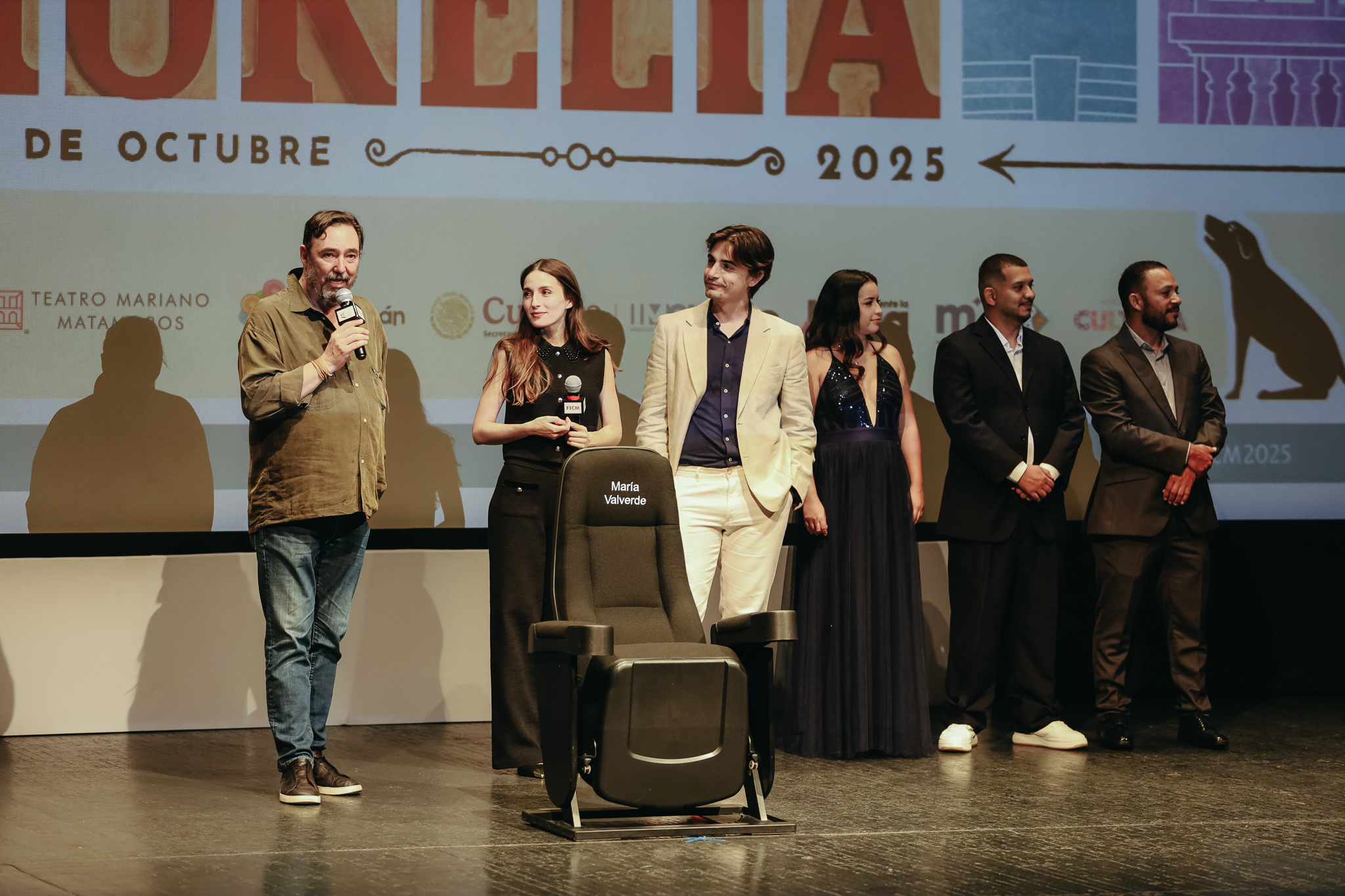 María Valverde premiered EL CANTO DE LAS AVES at the 23rd FICM and ...