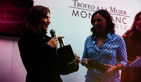 Daniela Michel recibe Trofeo a la Mujer Montblanc 2012 | Morelia Film ...